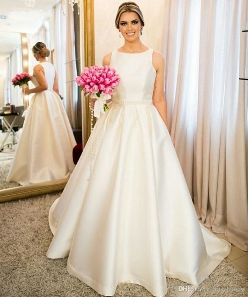 Vestido de noiva simples e elegante: 30 fotos, onde comprar